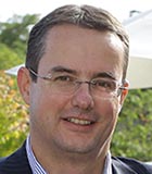 Mr Tom Stumpf | Ophthalmologist in Ireland | Eye Doctors 2025